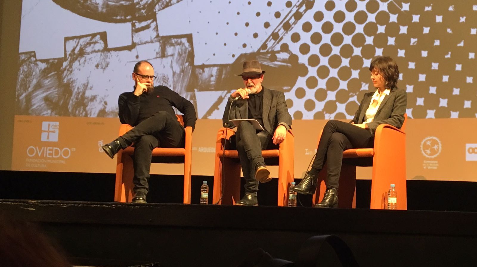 Alberto Manzano: Presentación del documental «Omega» – Cátedra Leonard ...